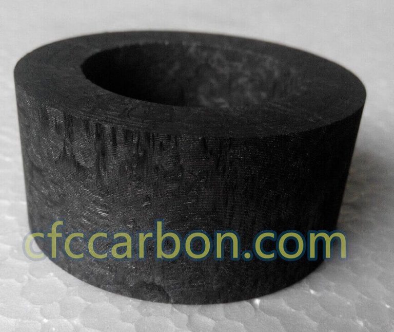 Difference between 2D and 2.5D carbon fiber composite material
